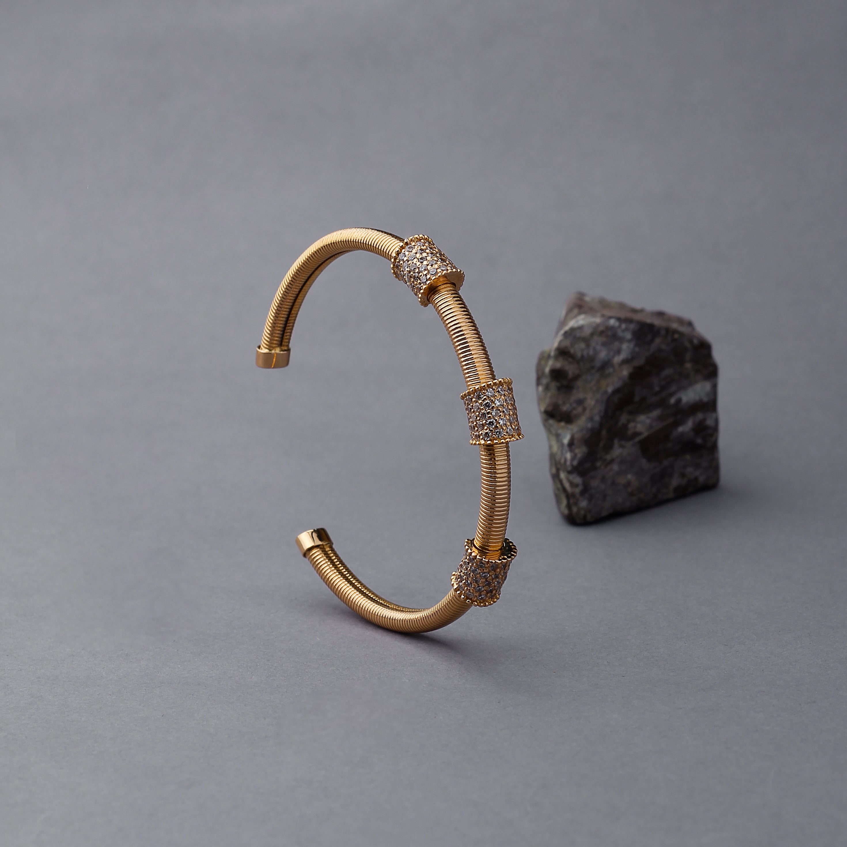 Trillion Bracelet – Al Syed Jewellers